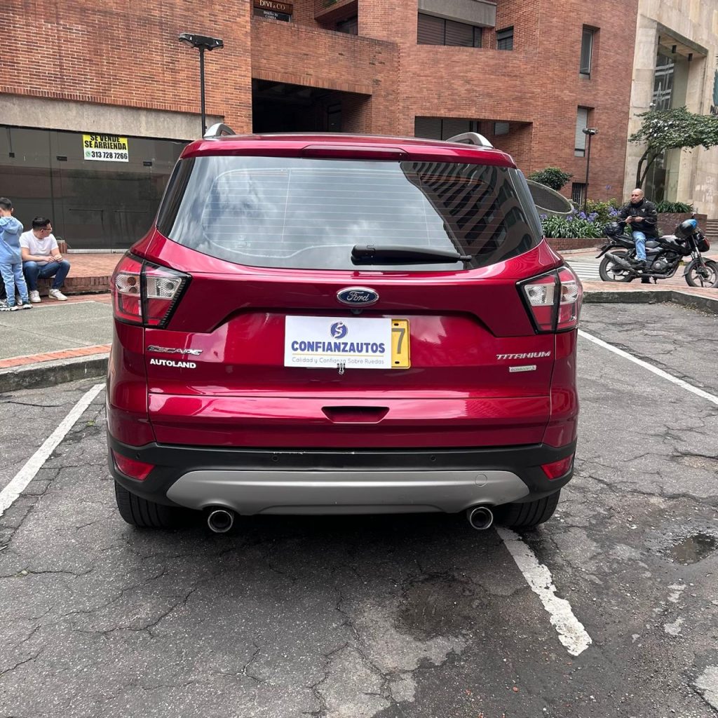 FORD ESCAPE TITANIUM TP 4X4 2000CC 2017 – CONFIANZAUTOS SAS